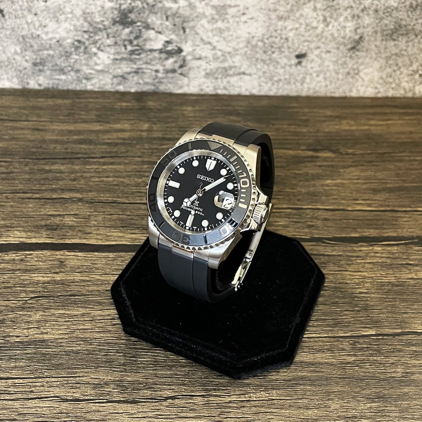 40mm Yacht Sub Style Diver Mod w/ Matte Black Dial Seiko NH36 Movement ...